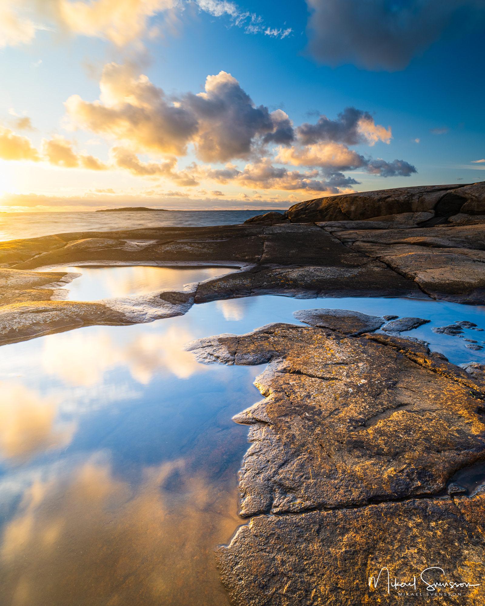 Solnedgång vid Vallda Sandö Naturreservat, Halland.